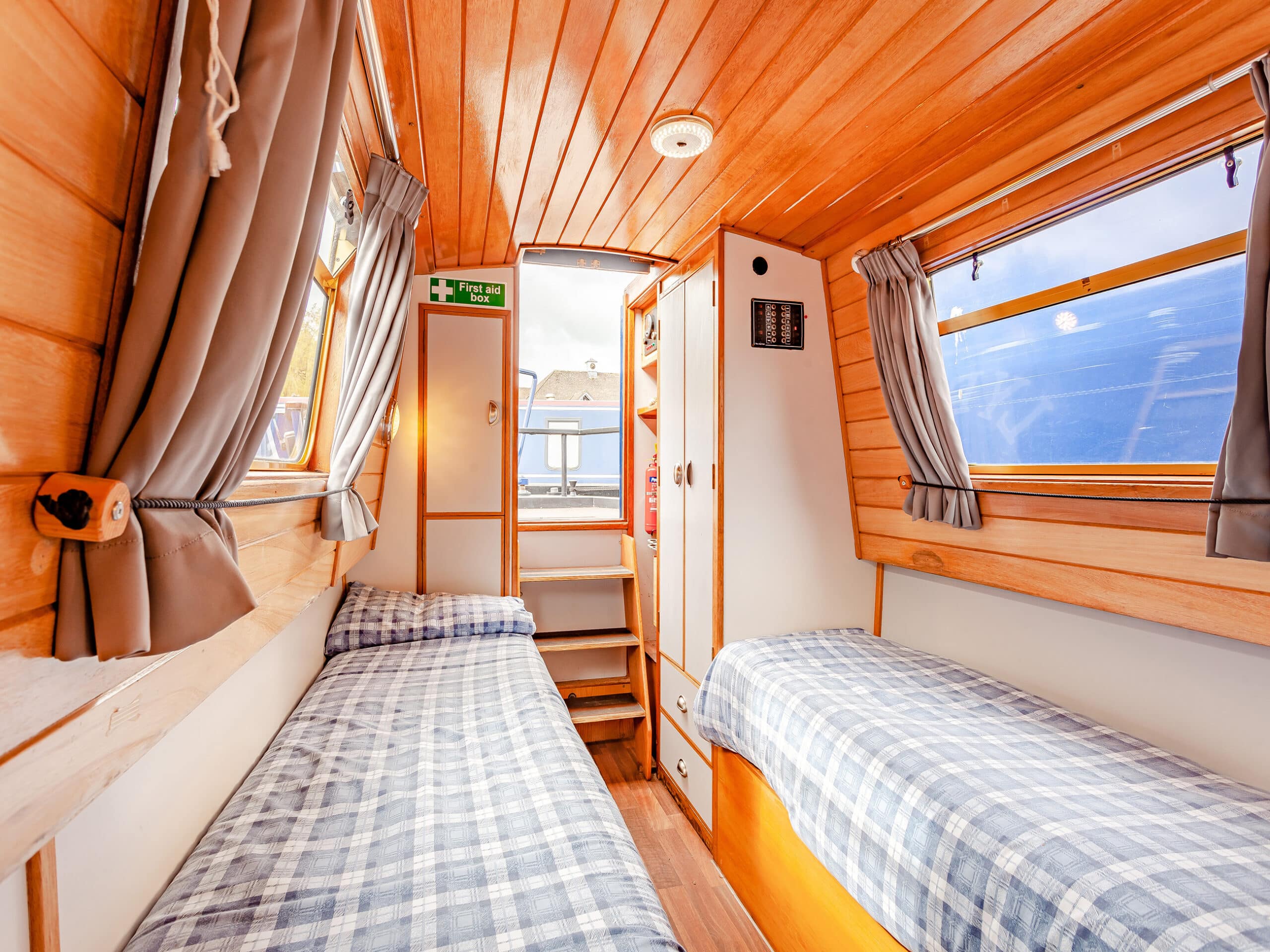 Lydia Narrow Boat | Anglo Welsh Ltd